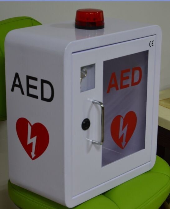 กล่องใส่เครื่องกระตุ้นหัวใจแบบปฐมพยาบาลฉุกเฉินมุมกลมในร่มพร้อมไฟแฟลช